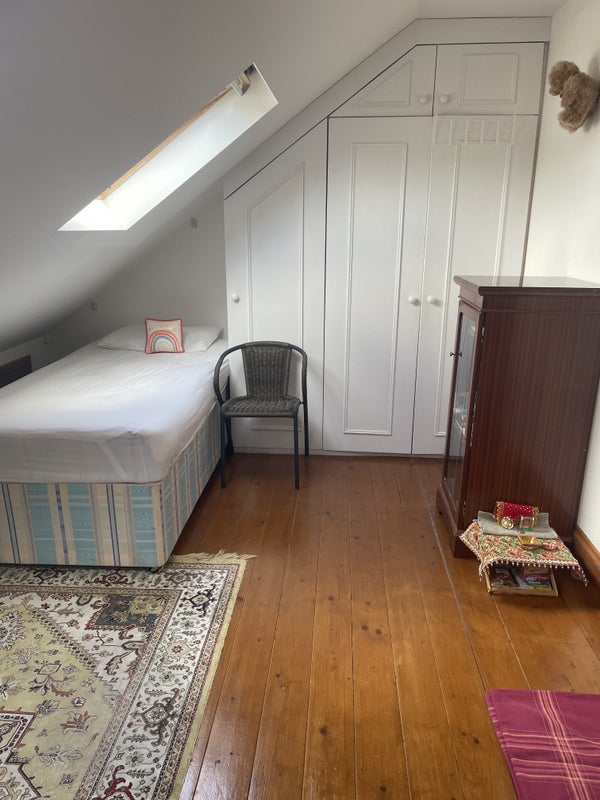 'Shared Loft Room-Bed Space Available(VEG ONLY)' Room to Rent from ...