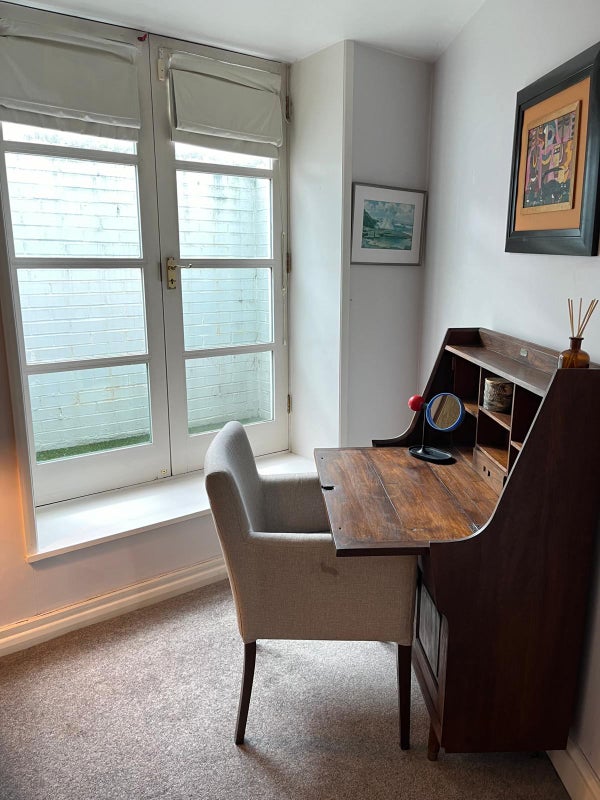 'Spacious Double Room in Loughborough Junction' Room to Rent from SpareRoom