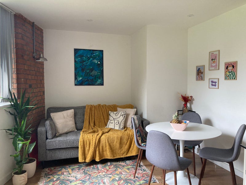 'Double Bedroom available in a two bed flat in LE1' Room to Rent from ...