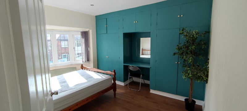 'Two spare rooms in good residential area' Room to Rent from SpareRoom
