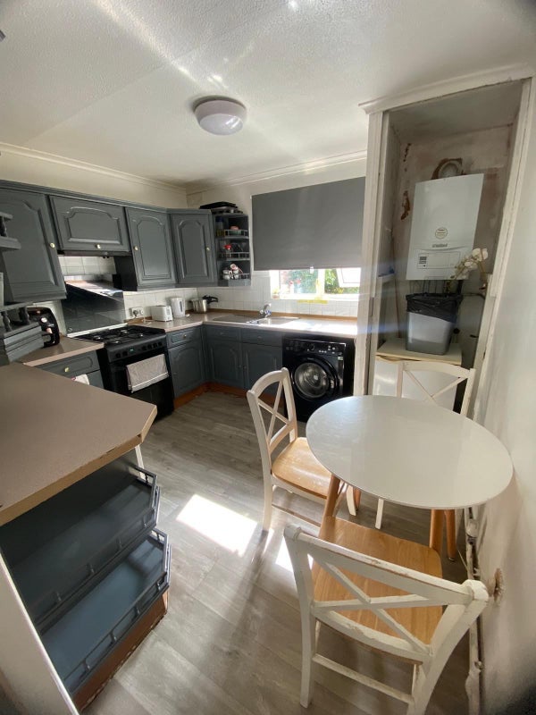 ' 2 Spacious Double Rooms in E3 3BZ' Room to Rent from SpareRoom