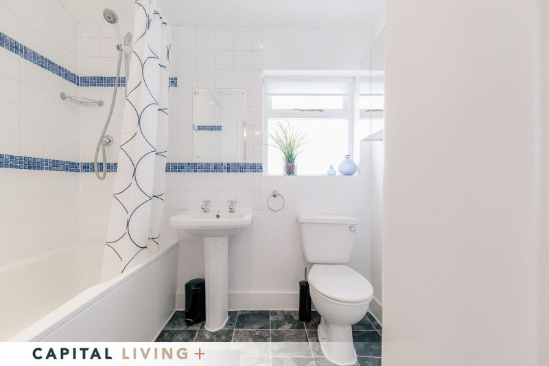 'Double room in Balham for £1200 ' Room to Rent from SpareRoom