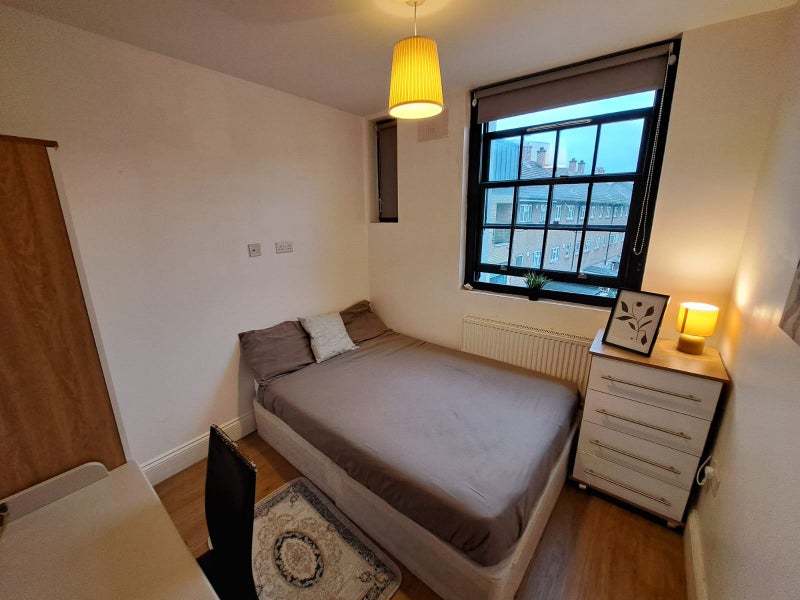 '2 Double rooms🔥 Available NOW🏡' Room to Rent from SpareRoom