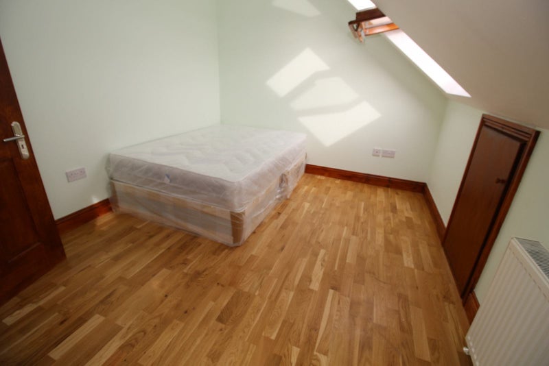 'Nice room single occupancy only ' Room to Rent from SpareRoom