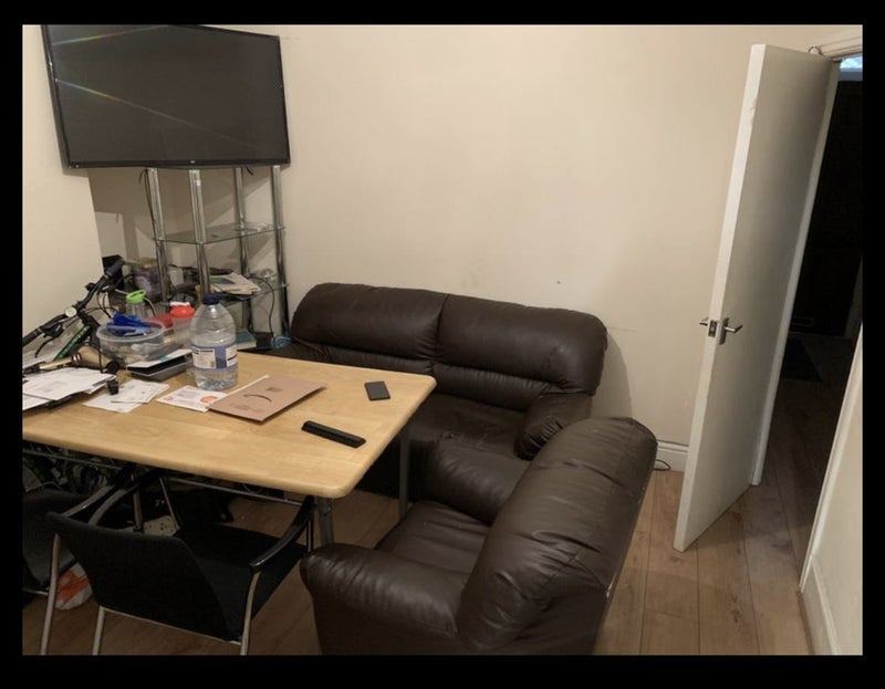 'Large double room available for single person ASAP' Room to Rent from ...