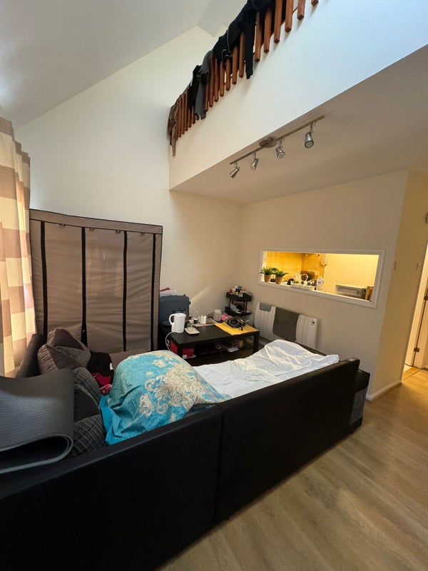 'Room number 2' Room to Rent from SpareRoom