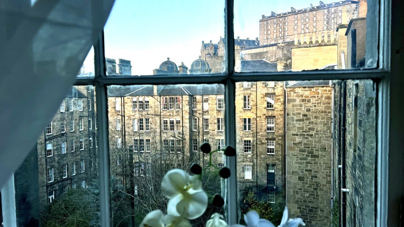 'Beautiful Rooms near Edinburgh Castle' Room to Rent from SpareRoom
