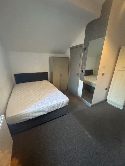 'Double en suite room' Room to Rent from SpareRoom
