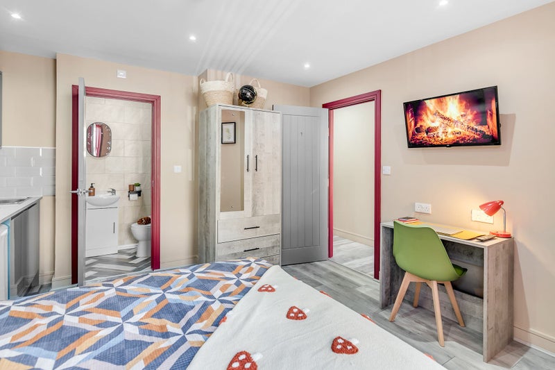 'Studio Room Available ' Room to Rent from SpareRoom