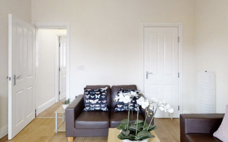 '1 room available in 4 bed female only house ' Room to Rent from SpareRoom