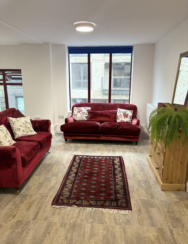 'Double + ensuite and shared living space' Room to Rent from SpareRoom