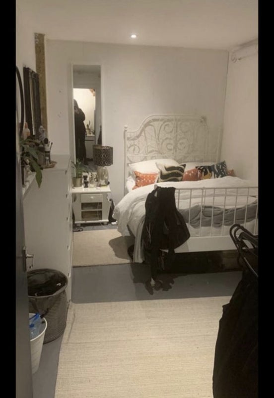 'Manor House sublet / permanent room ' Room to Rent from SpareRoom
