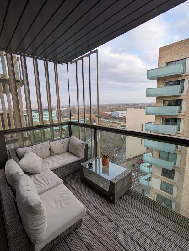 'Double En-Suite Room Available, East Vilage 2B2B' Room to Rent from ...