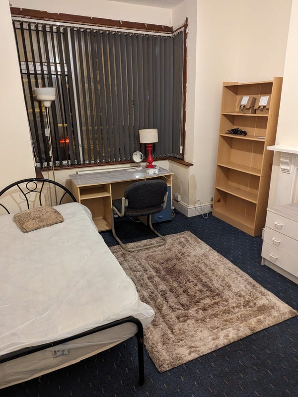 'Single room available now' Room to Rent from SpareRoom