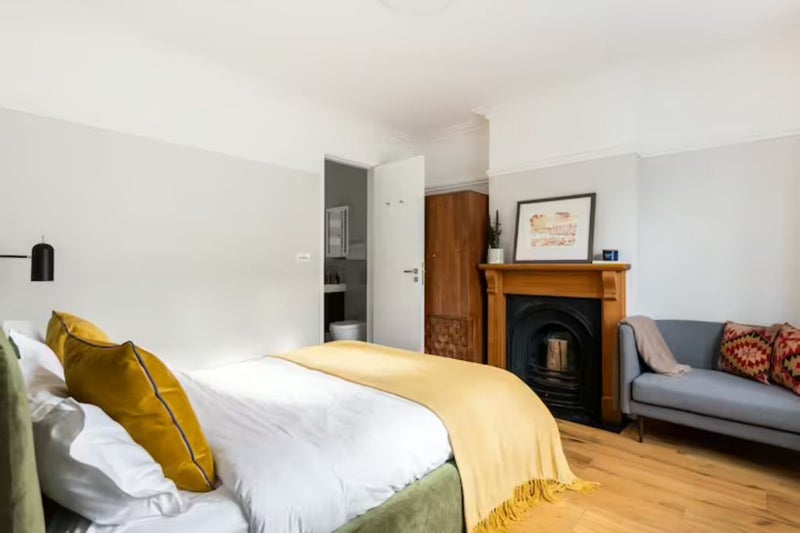 'Luxury Studio Room With En-Suite' Room to Rent from SpareRoom