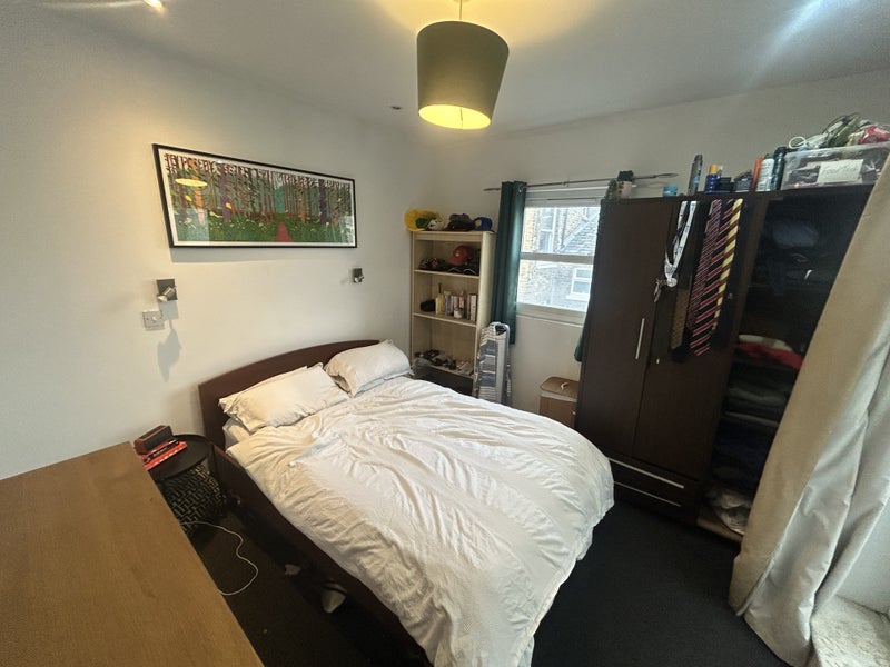 'Great double rooms Brixton /Oval SW9 bills inc!' Room to Rent from ...