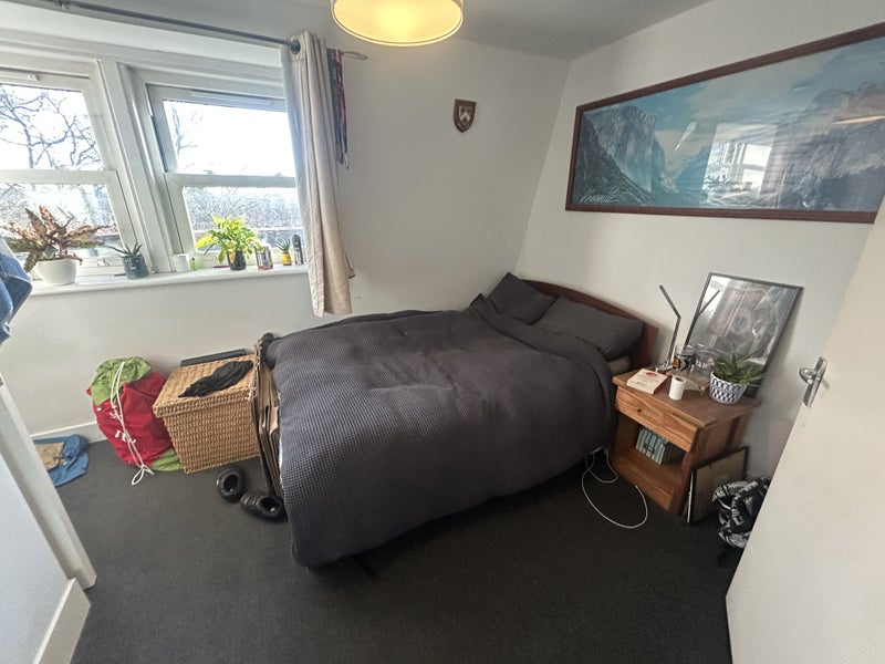 'Great double rooms Brixton /Oval SW9 bills inc!' Room to Rent from ...
