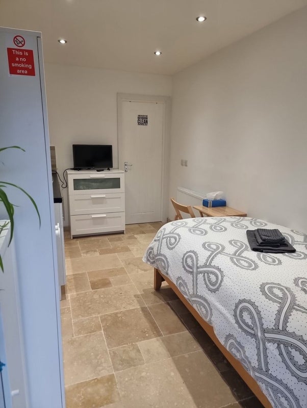 'Newly built studio available' Room to Rent from SpareRoom