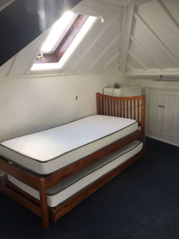 'Wood Green bright attic studio' Room to Rent from SpareRoom