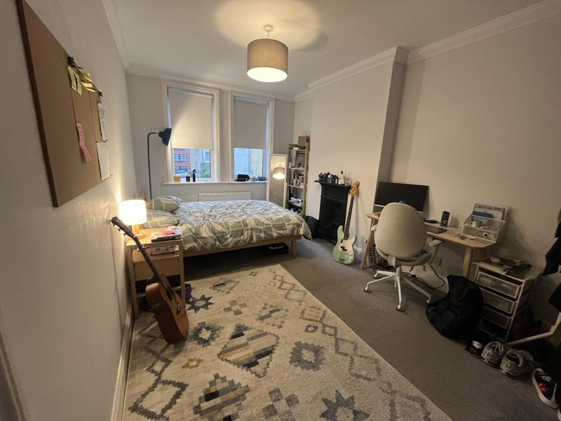 'Large room in 2 bed Hackney Central flat ' Room to Rent from SpareRoom
