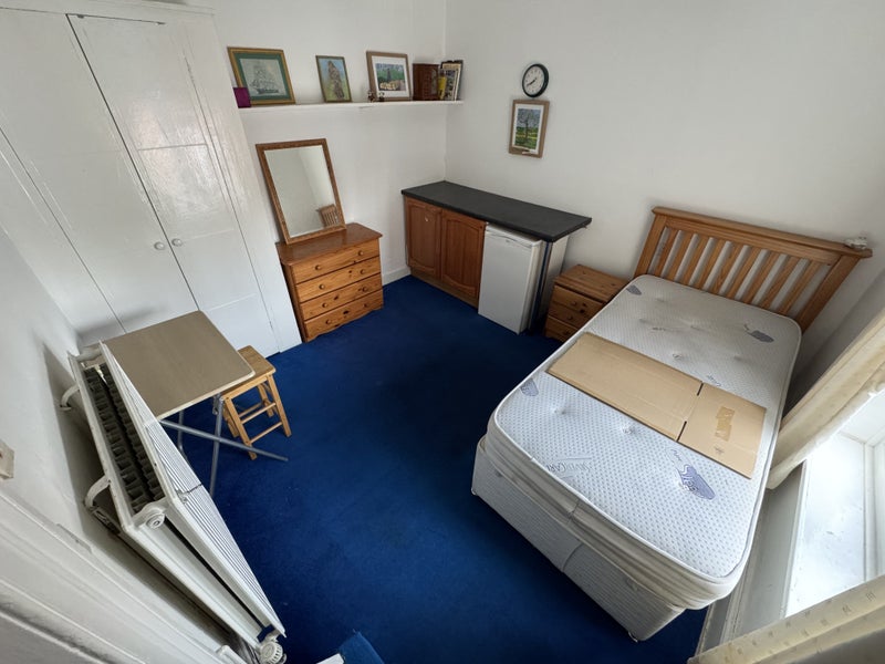 'Spacious Room Available for Single Occupancy' Room to Rent from SpareRoom