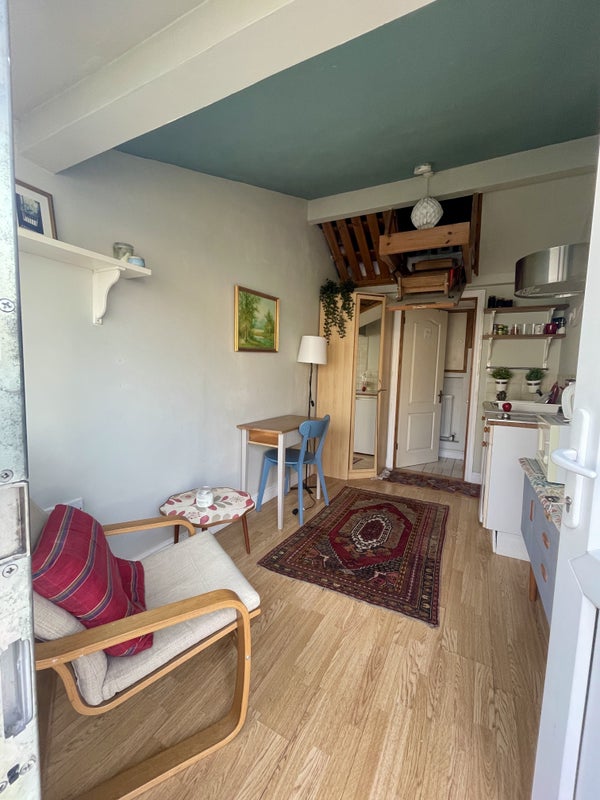 'Cosy self contained studio ' Room to Rent from SpareRoom