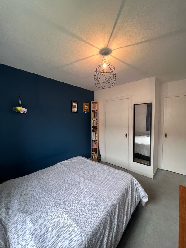 'Double bedroom in two bedroom flat available in Pi' Room to Rent from ...