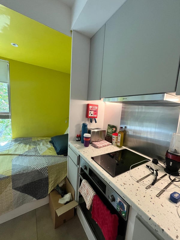 'Short Term Let - Student Accomodation Studio ' Room to Rent from SpareRoom