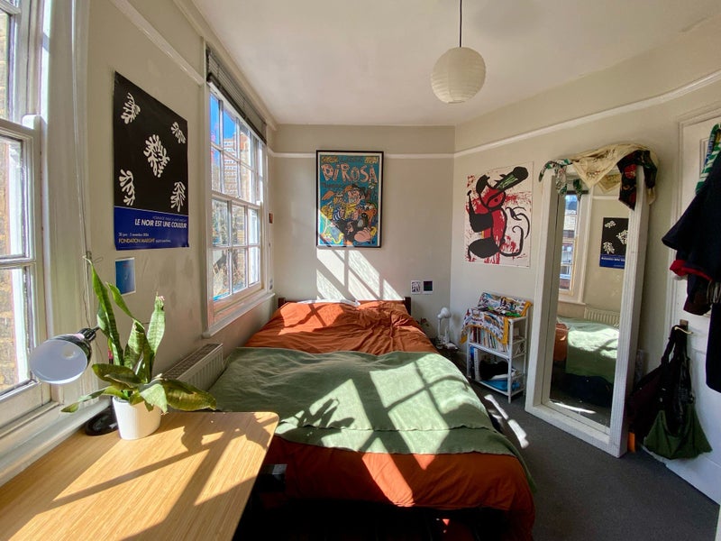 'Double bedroom available in lovely Hoxton flat' Room to Rent from ...