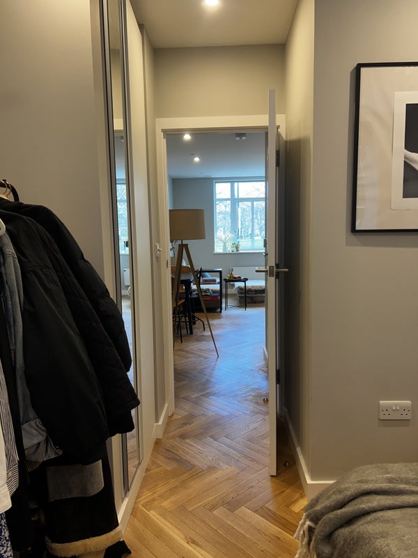 '2 Bed Flat - Clapham Common ' Room to Rent from SpareRoom