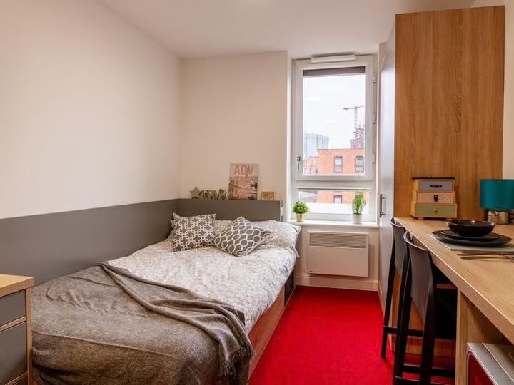 Rooms For Rent 600