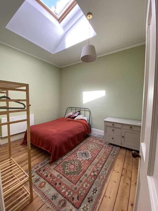 'Come live in the little green room' Room to Rent from SpareRoom
