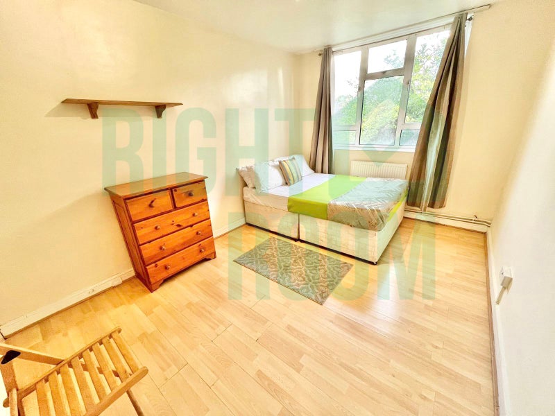 ' DBL Room in E14 📍 5 min Walking Distance to DLR ' Room to Rent from ...