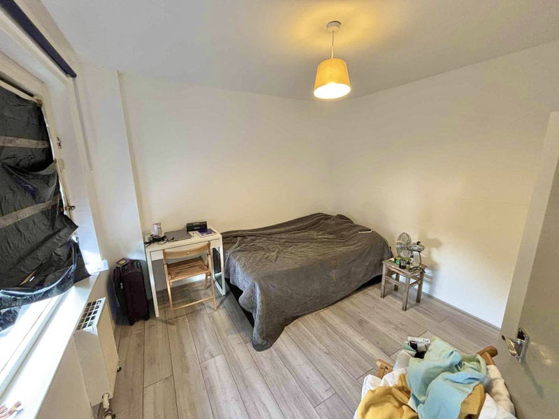 'Lovely 5 bed in Camberwell' Room to Rent from SpareRoom
