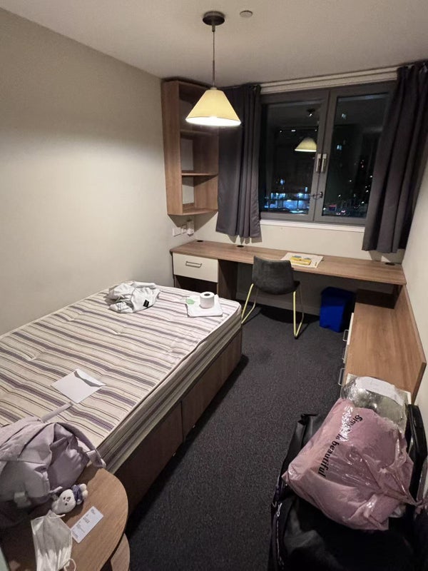 'Ensuite Room Tottenham Hale – Immediate Move-in！' Room to Rent from ...