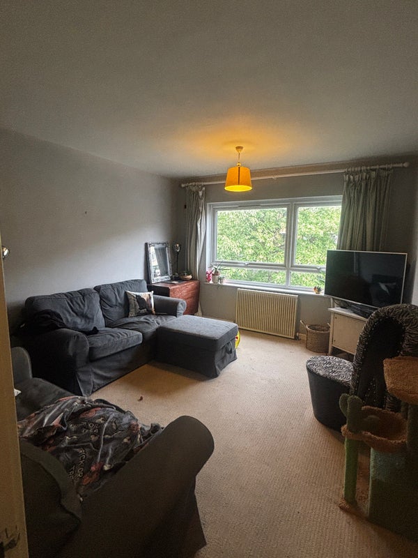 'Bright and spacious double room - Clapham Junction' Room to Rent from ...