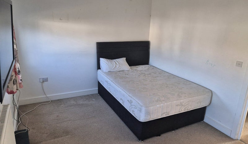 'Stunning Double Room @Harrow' Room to Rent from SpareRoom