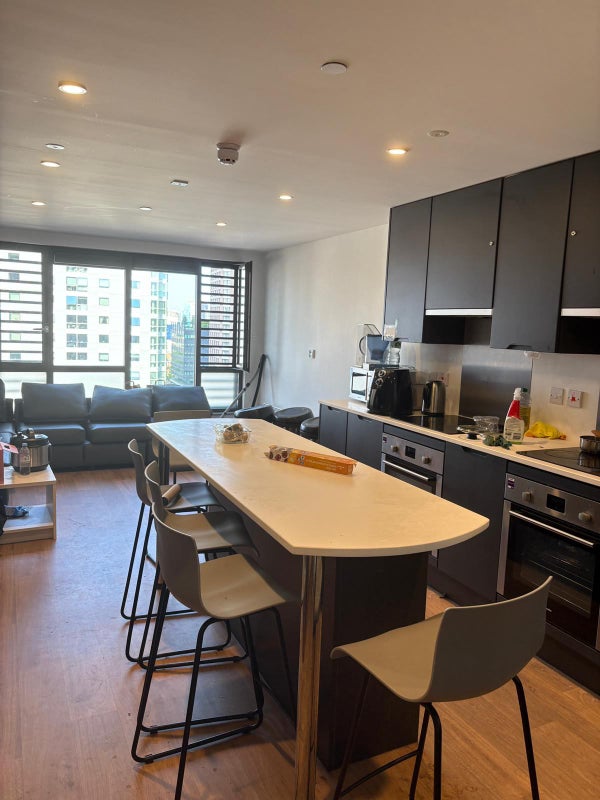 'En-suite room in Hayloft Point Zone 1' Room to Rent from SpareRoom