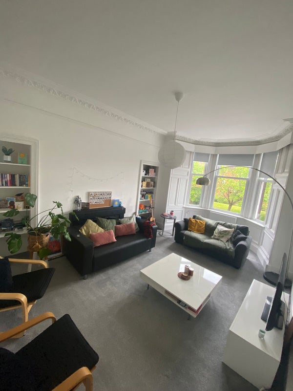 'Flatmate wanted for spacious 2 bed ' Room to Rent from SpareRoom