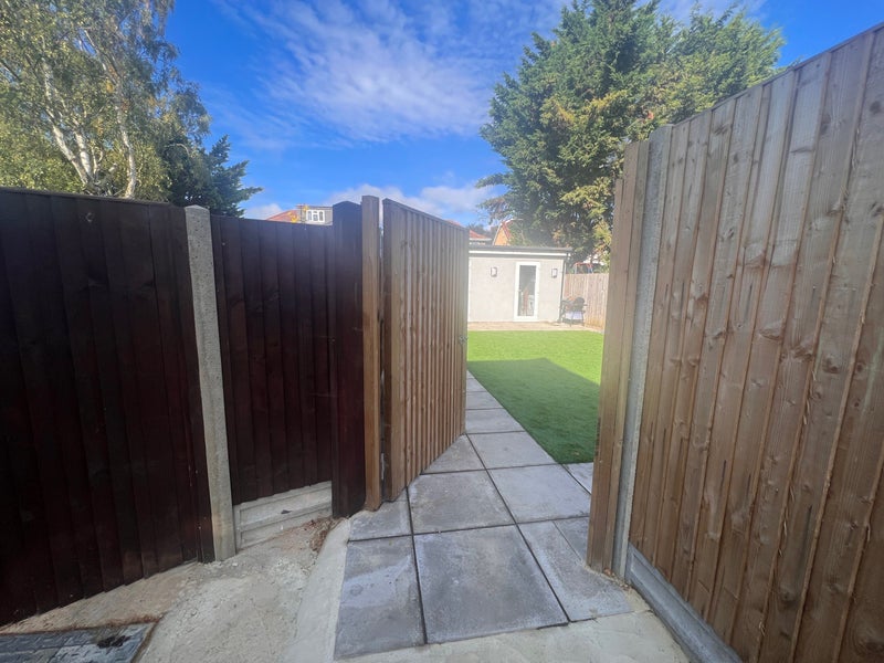 'Detached studio house to let' Room to Rent from SpareRoom