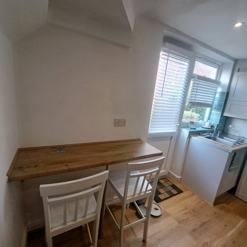'Beautiful two bed ground maisonette w garden' Room to Rent from SpareRoom