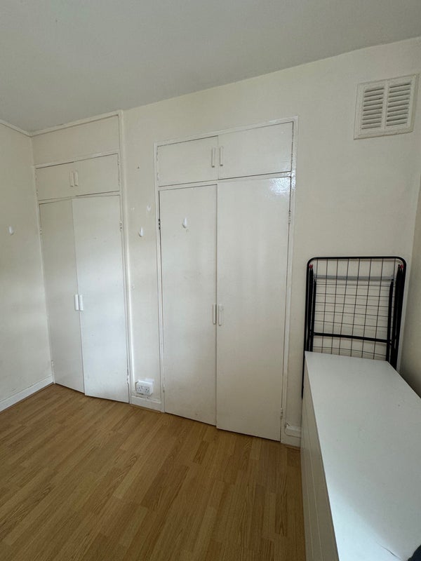 'Spacious Double Room in Paddington Zone 1' Room to Rent from SpareRoom
