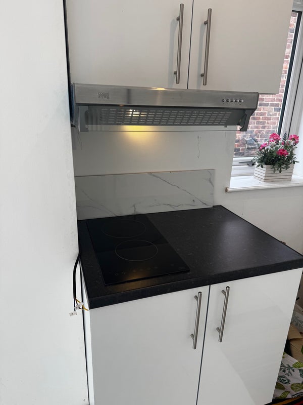 'A specious studio for couple or single.' Room to Rent from SpareRoom