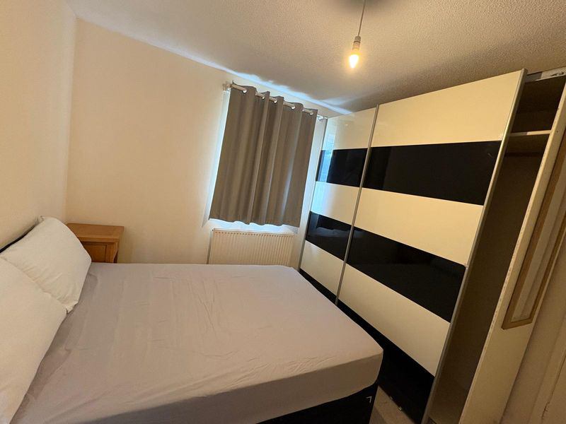 'Spacious double room for Ladies only' Room to Rent from SpareRoom