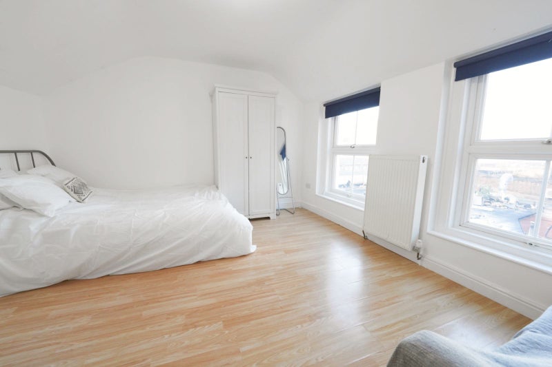 'Master Room Liverpool Street / Whitechapel ' Room to Rent from SpareRoom