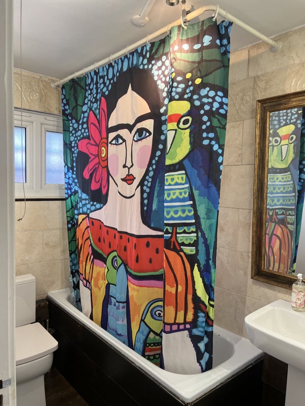 'Stunning Double Room - Cyprus DLR & Elizabeth Line' Room to Rent from ...