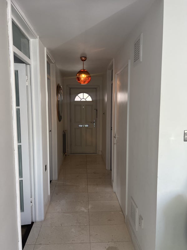 'Stunning Double Room - Cyprus DLR & Elizabeth Line' Room to Rent from ...