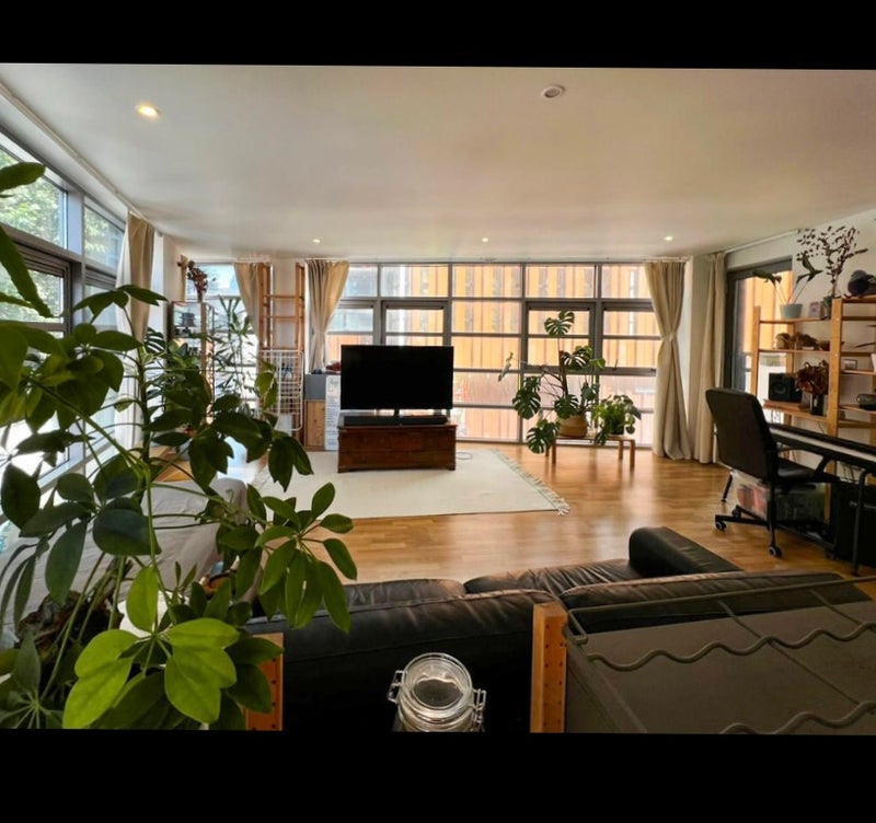 'Stunning London & Tower Bridge Flatshare' Room to Rent from SpareRoom