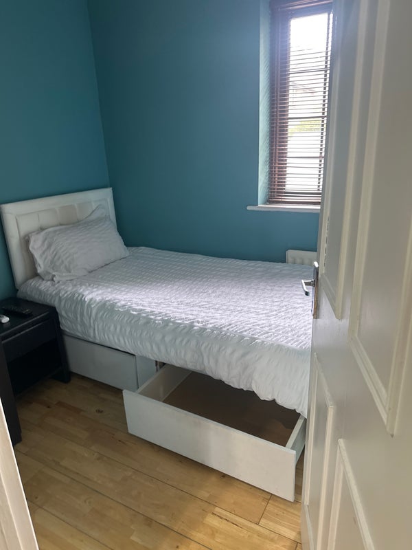 'One furnish small single bedroom ' Room to Rent from SpareRoom