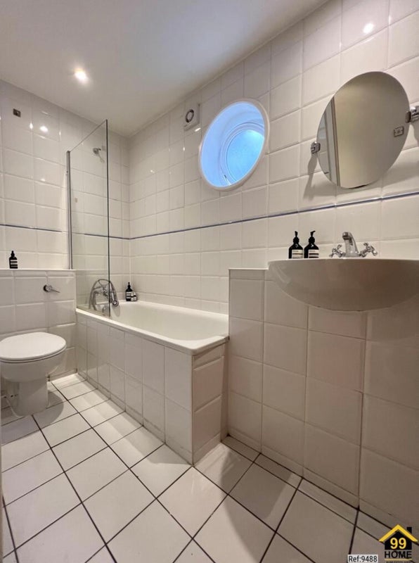 'Tower bridge ☀️' Room to Rent from SpareRoom